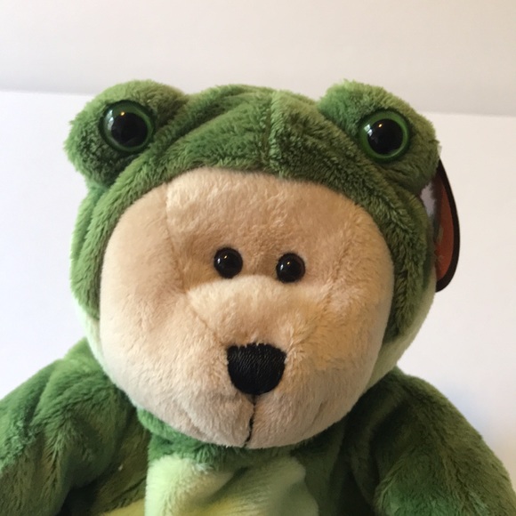 Starbucks | Toys | Nwt Starbucks Bearista Bear 206 Frog Bear | Poshmark